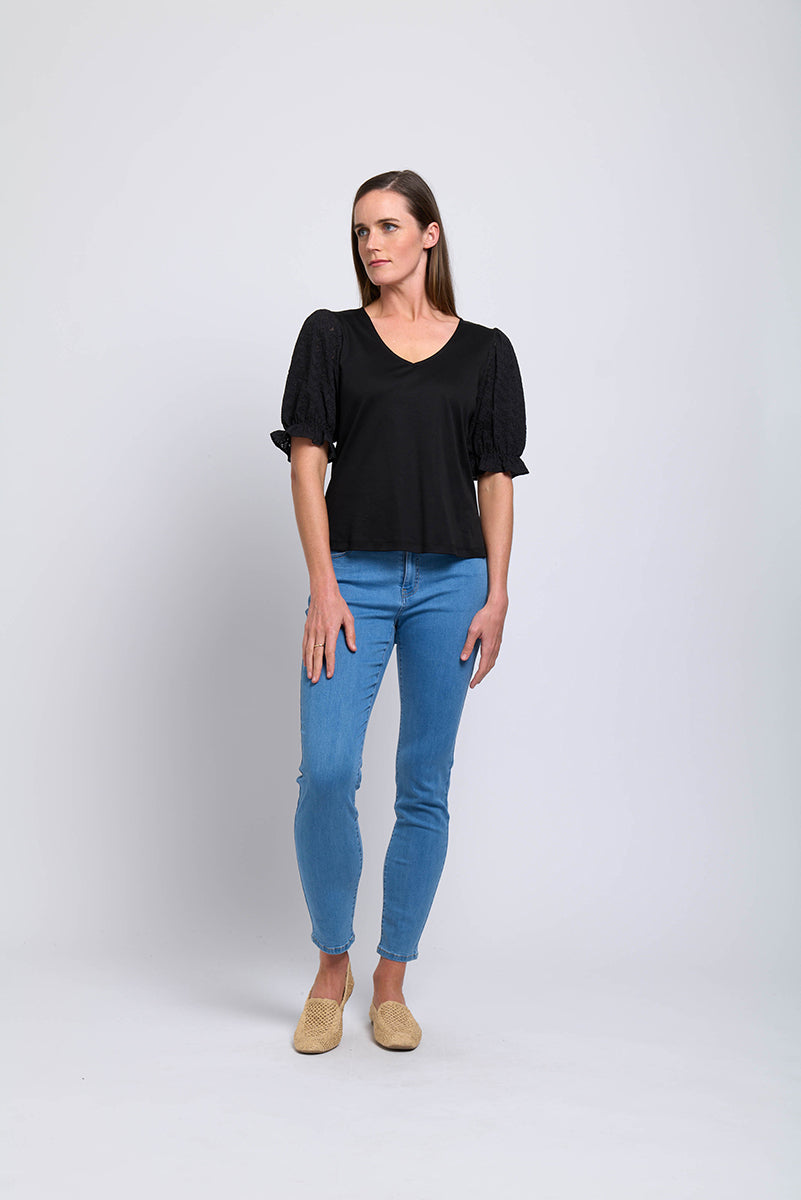 Foil Del Sol Top - Black – Shannons Shoes