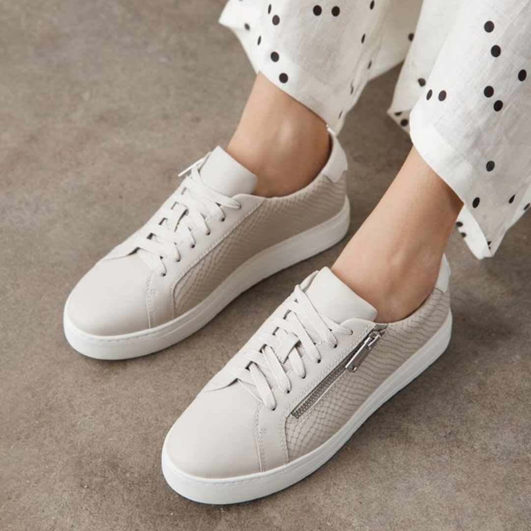 FRANKIE4 Billie II - Bone Grey Emboss – Shannons Shoes