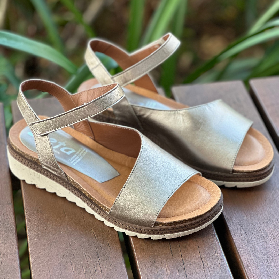 Zeta Lena - Champagne Sandals | Wedge – Shannons Shoes