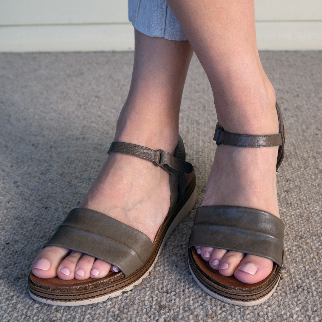 Zeta Low Wedge Sandals Louise - Piton Palma Green – Shannons Shoes